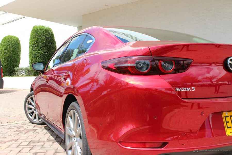 El Mazda 3 Nueva Generación ya está en Colombia: Primeras impresiones