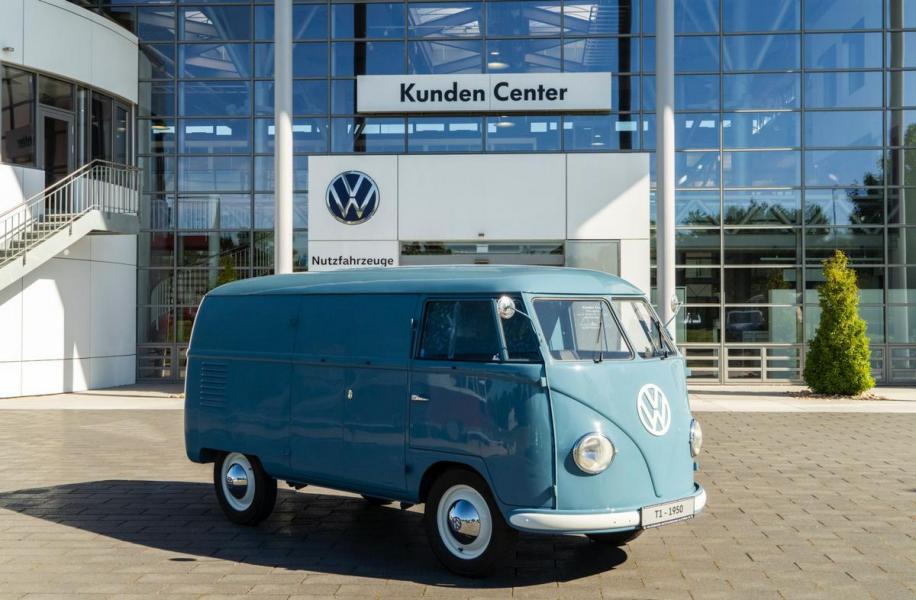 Ella es 'Sofie', la Volkswagen Transporter T1 más antigua del mundo