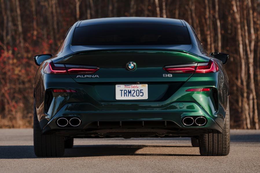 Alpina B8 Gran Coupé 2022: El potente sedán 'mellizo' del BMW M8 vió la luz
