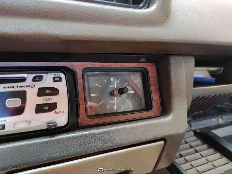 Este es uno de los Mazda 323 más antiguos de Colombia, modelo 1981