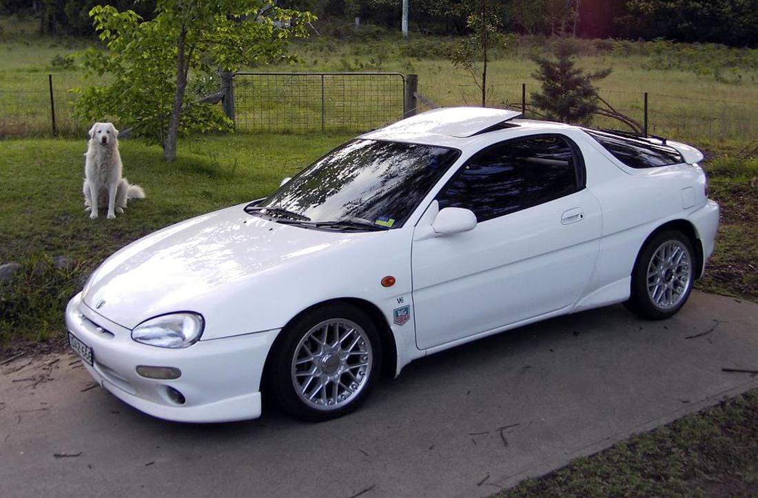 Mazda MX-3, un deportivo muy personal