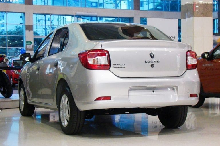En Vitrina: Renault Logan Life 1.6 2018, el sedán nuevo más barato de ...