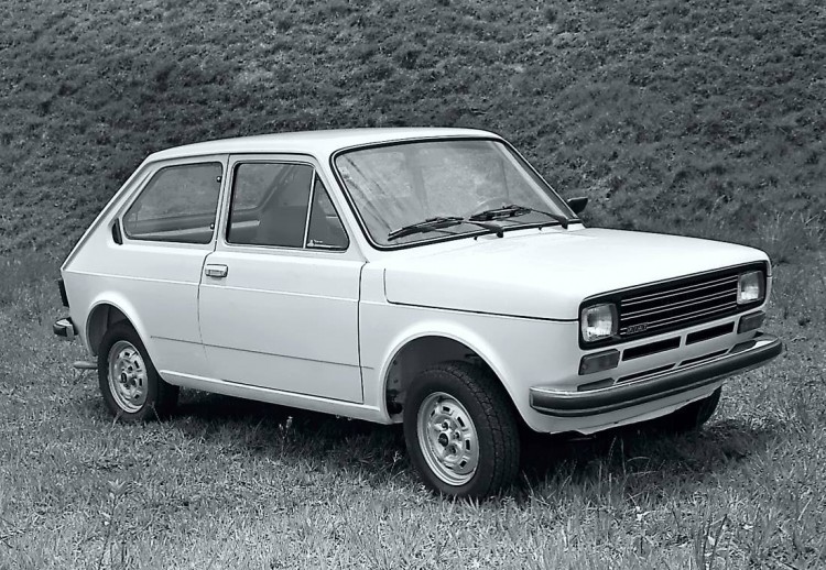 El Fiat 147 que se vendió nuevo... ¡en 2014 y a precio de último modelo!