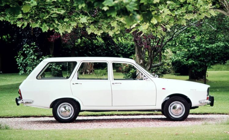 La Renault 12 Break cumple 50 años uniendo a las familias del mundo