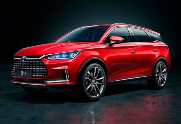 BYD hará su entrada triunfal a Europa con el SUV eléctrico Tang EV600