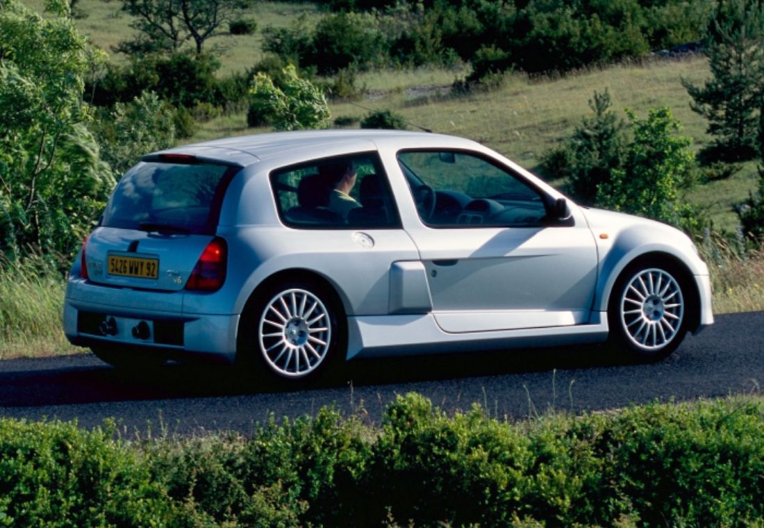 El Renault Clio V6 cumplió 20 años: un 'hot hatch' emocionante y ...