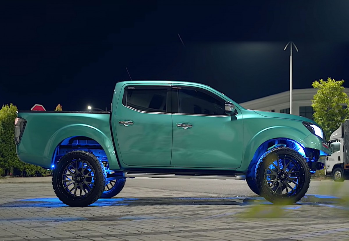 La Nissan Frontier se convirtió en un 'monster truck' luego de esta ...