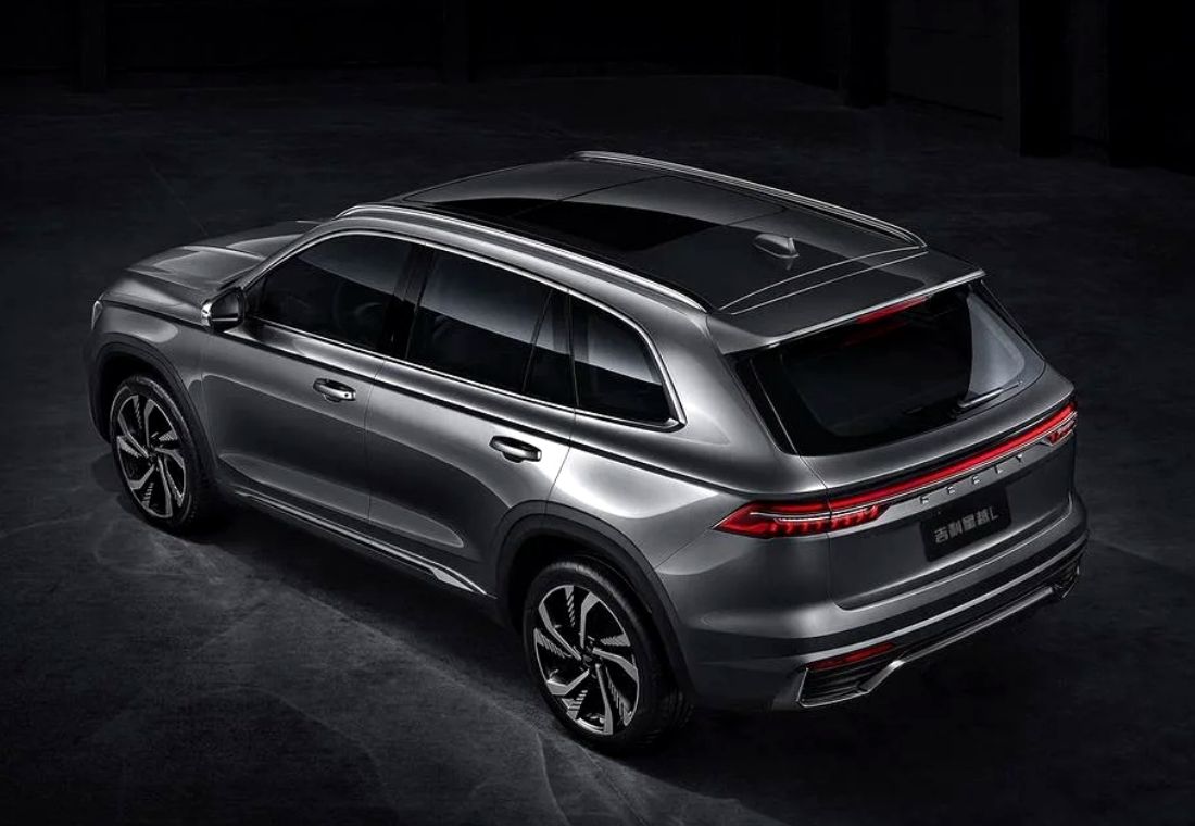 Geely anunció la llegada de su nuevo SUV KX11 en imágenes oficiales