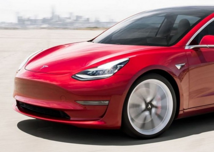 Tesla Hatchback quiere superar al VW ID.3: ¡Futuro duelo eléctrico!