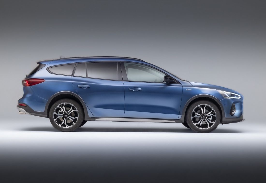 Ford Focus 2022: nueva imagen, mayor conectividad y motores electrificados
