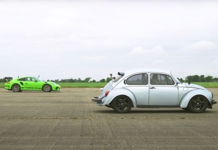 VW Beetle con motor Tesla vs. Porsche 911 GT3 RS: ¿Quién ganaría esta ...