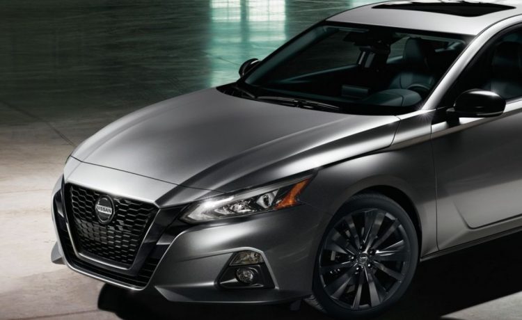 Nissan Altima 2022 se viste de negro en su nueva serie especial ...