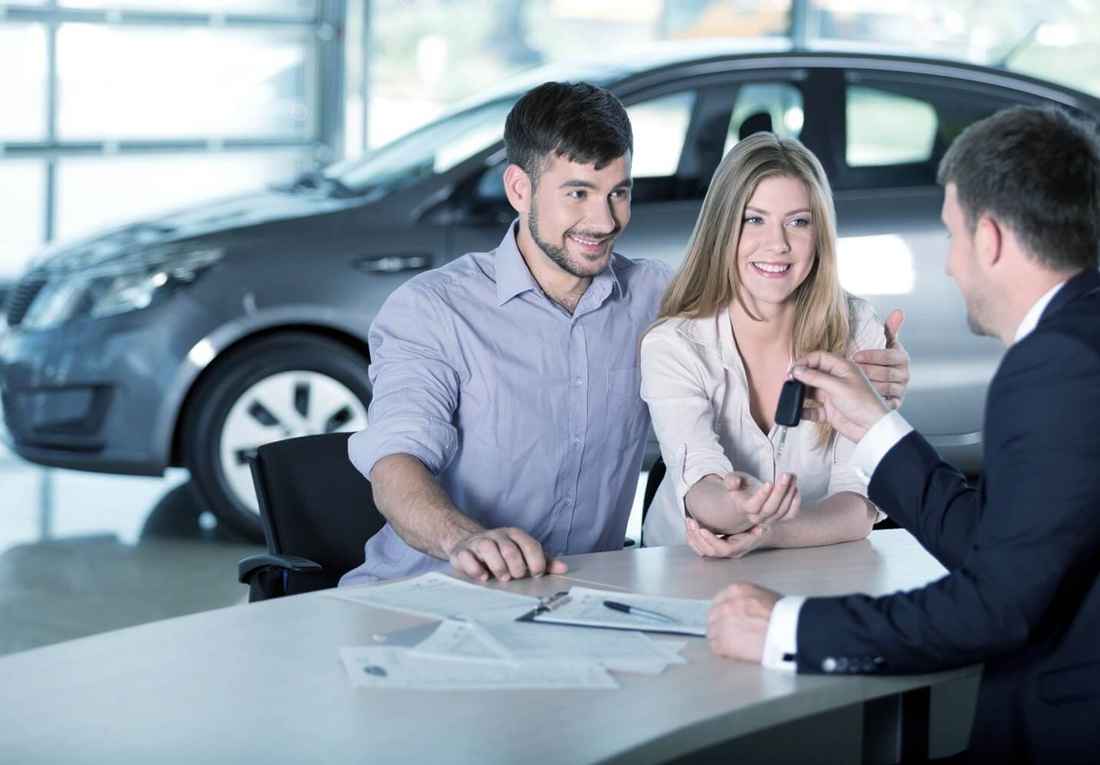 Precios de carros han subido hasta 30% en el último año: expertos