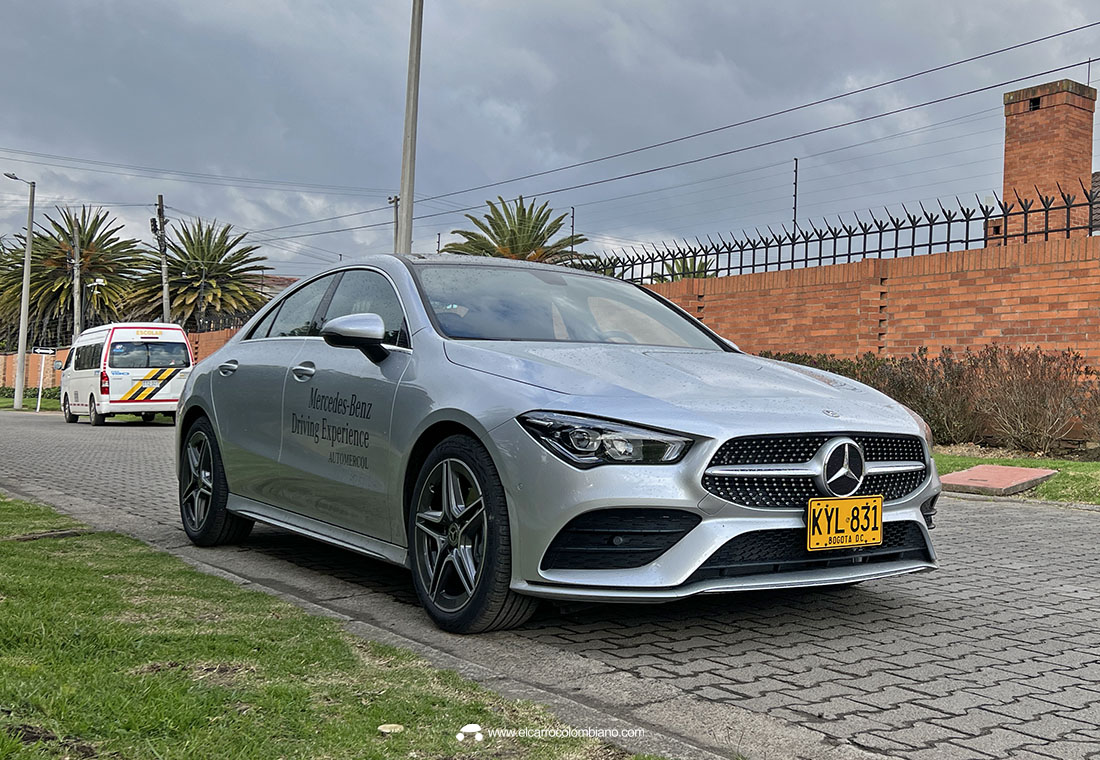 Mercedes Benz CLA 200, a prueba: Lujo con 'pinta' deportiva, pero