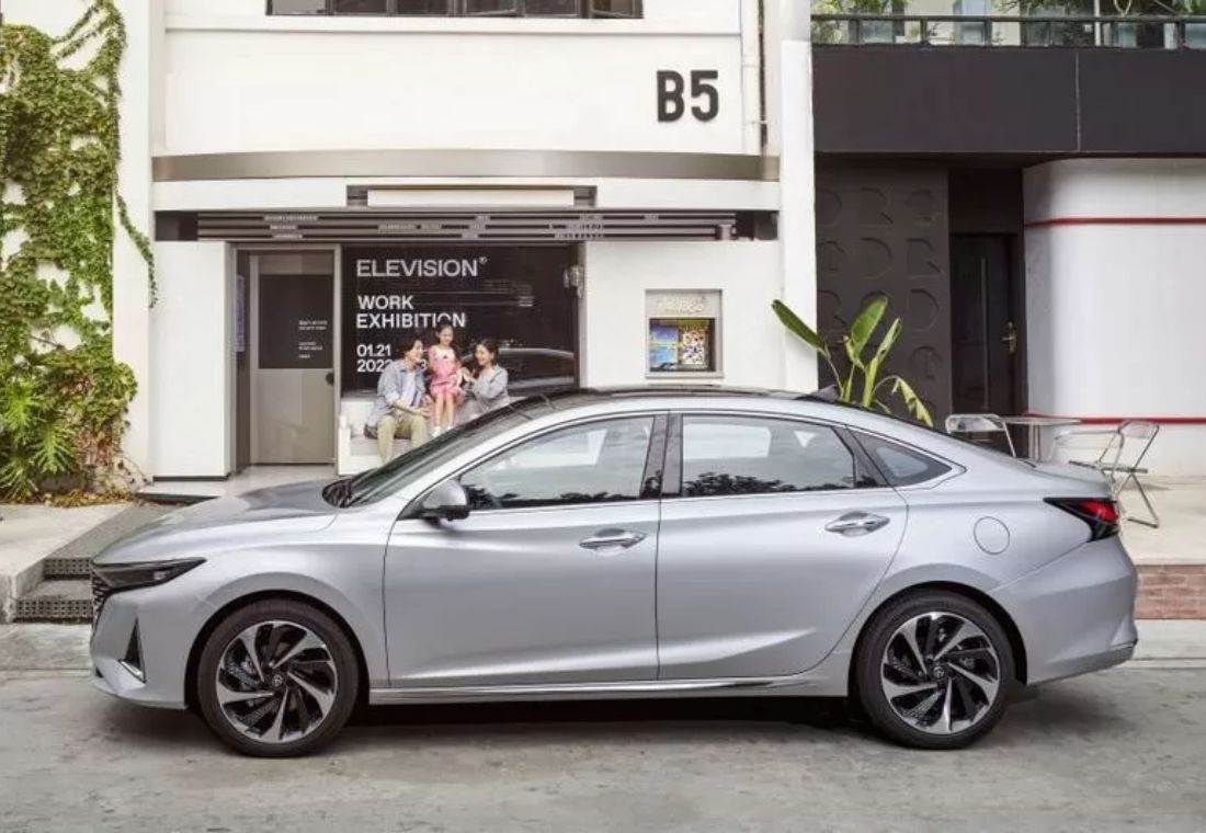 Changan Raeton Plus es la evolución de un 'viejo' sedán, a uno de más nivel
