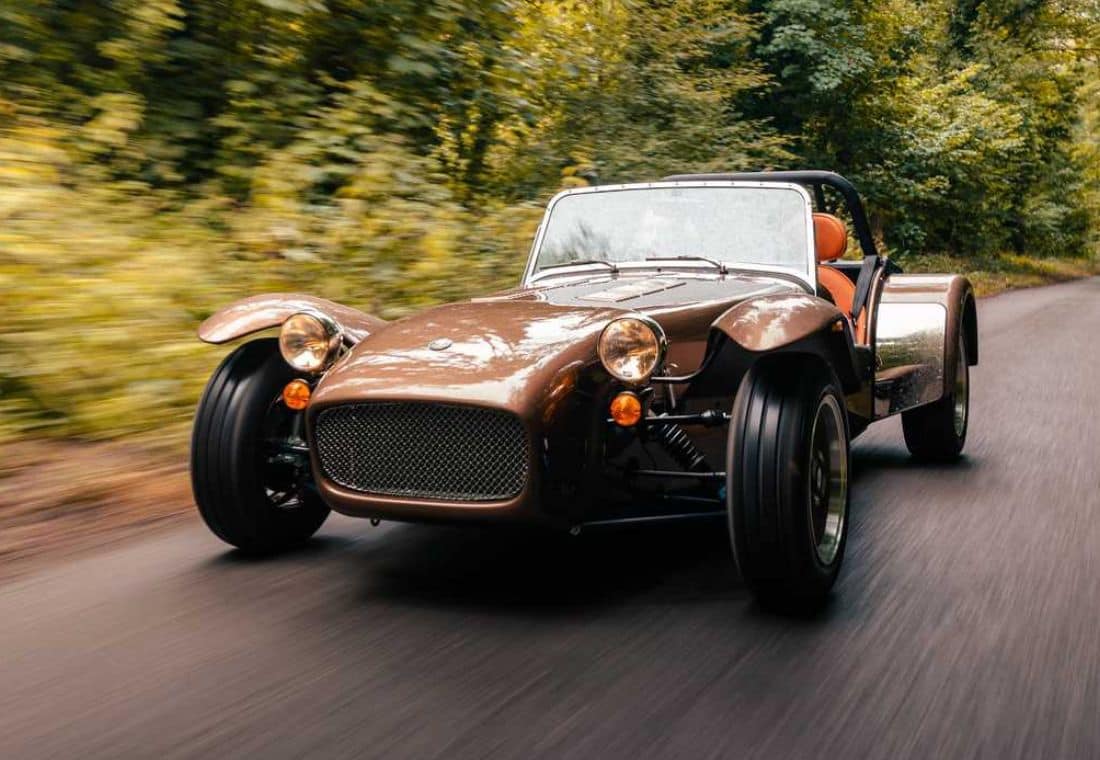 Caterham Super Seven 600 y 2000: estilo retro y un toque de modernidad ...
