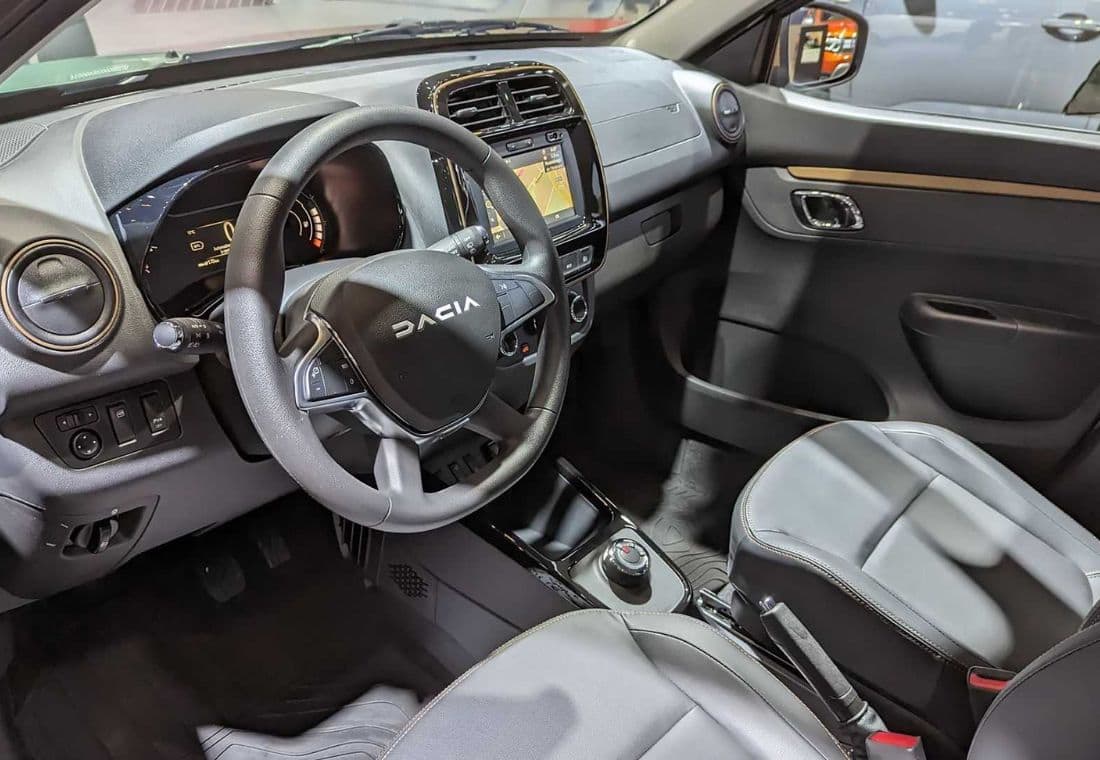 El Dacia Spring aumenta su potencia y se iguala al Kwid E-Tech ...