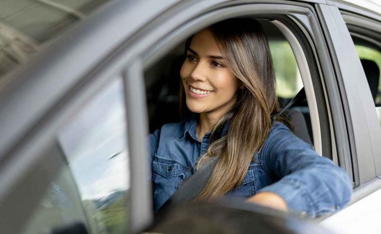 7 carros ideales para la mujer colombiana en 2023