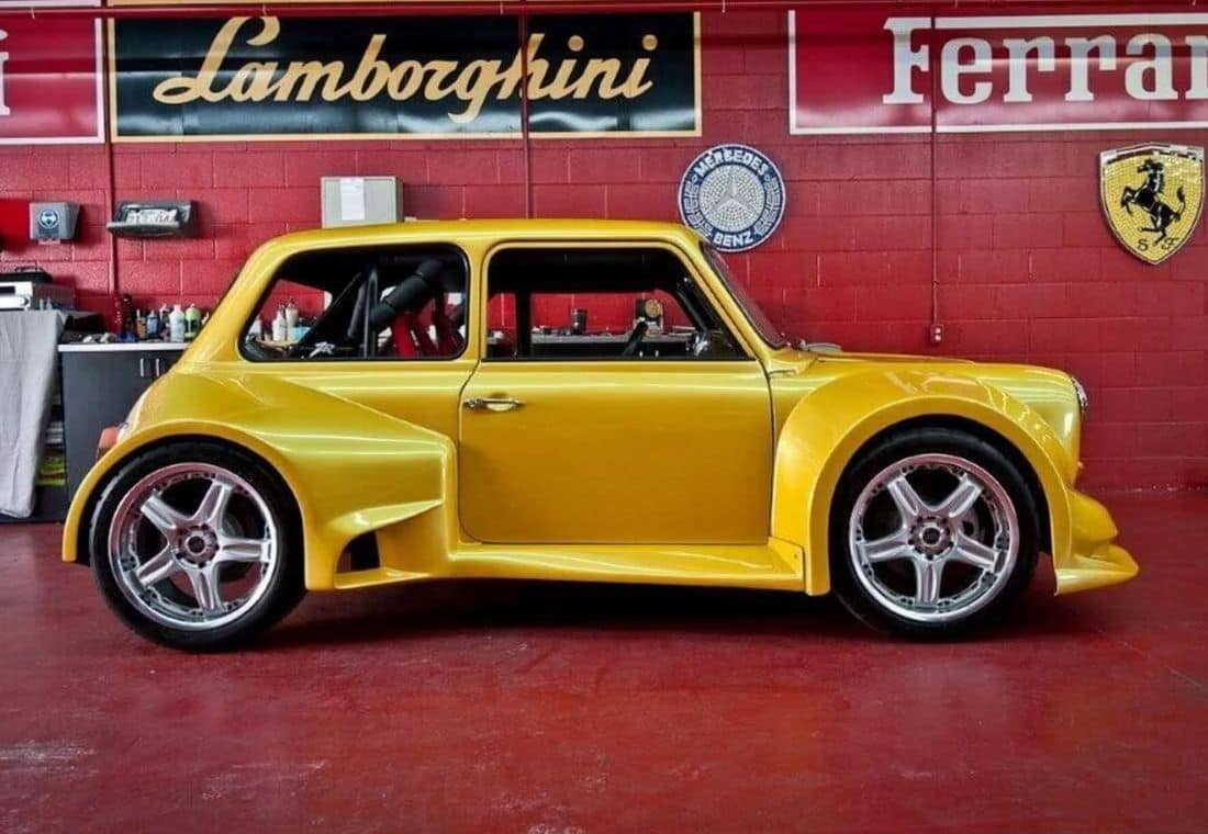 Este Mini Cooper de 1970 es un súper "kart" con motor Honda Turbo de 388 hp