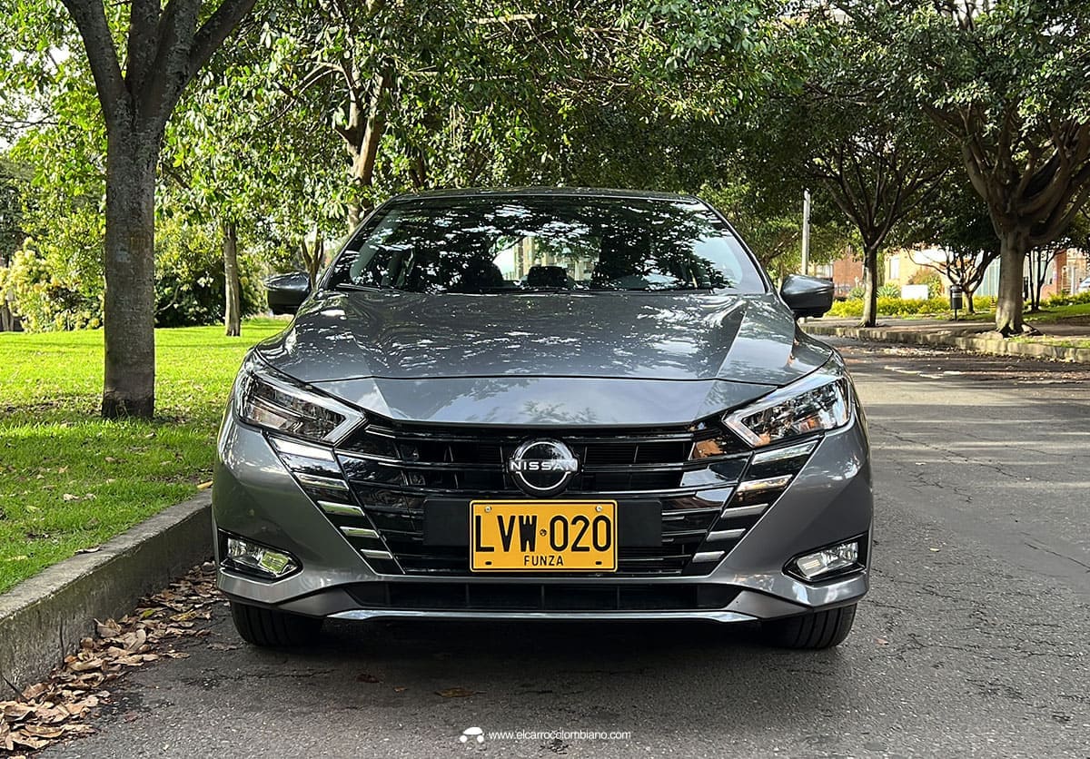 Nissan Versa 2024, un sedán para la familia y el día a día: lo probamos ...