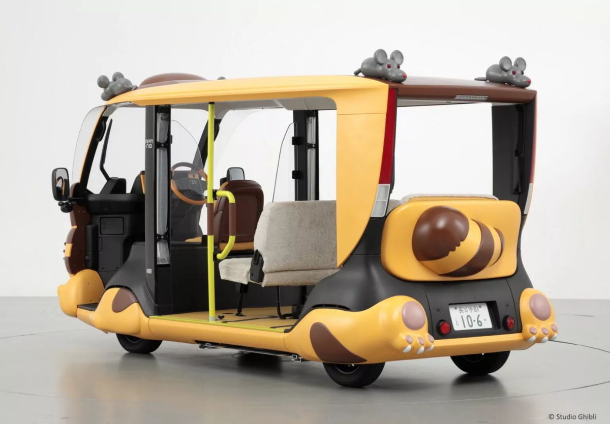 Toyota presentó un carrito eléctrico con cara, patas y cola de gato ...