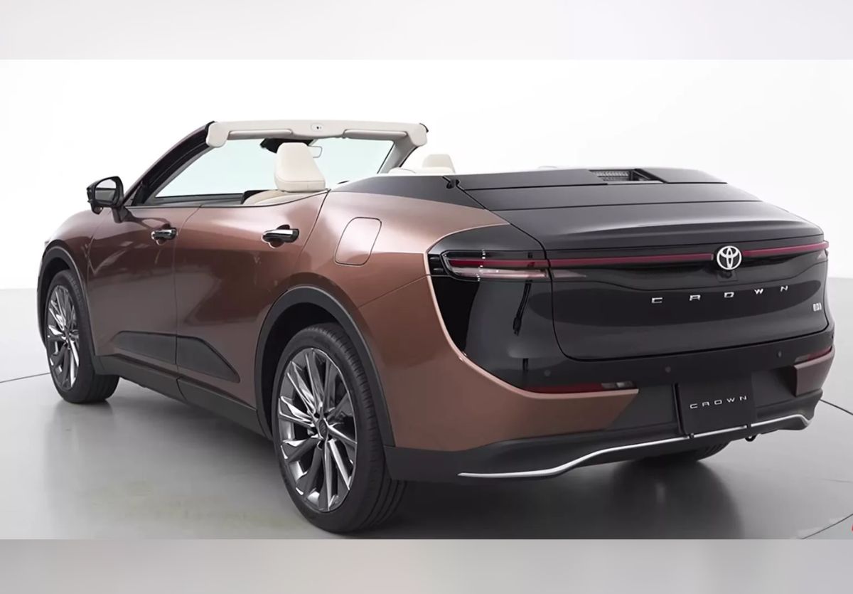 Toyota Crown ahora es un elegante y único convertible con 4 puertas