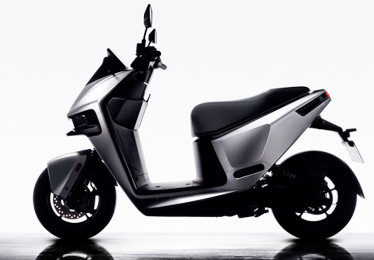 Este es el scooter eléctrico que le haría frente a una moto Tesla ...
