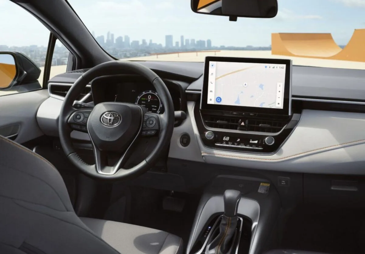 Toyota Corolla FX 2025, llega la versión más "atrevida" para contraatacar a Honda Civic