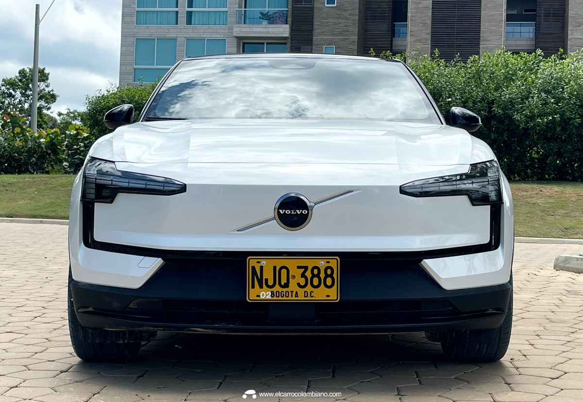 Volvo EX30 en Colombia, precios y datos: el SUV eléctrico Premium a precio de BYD