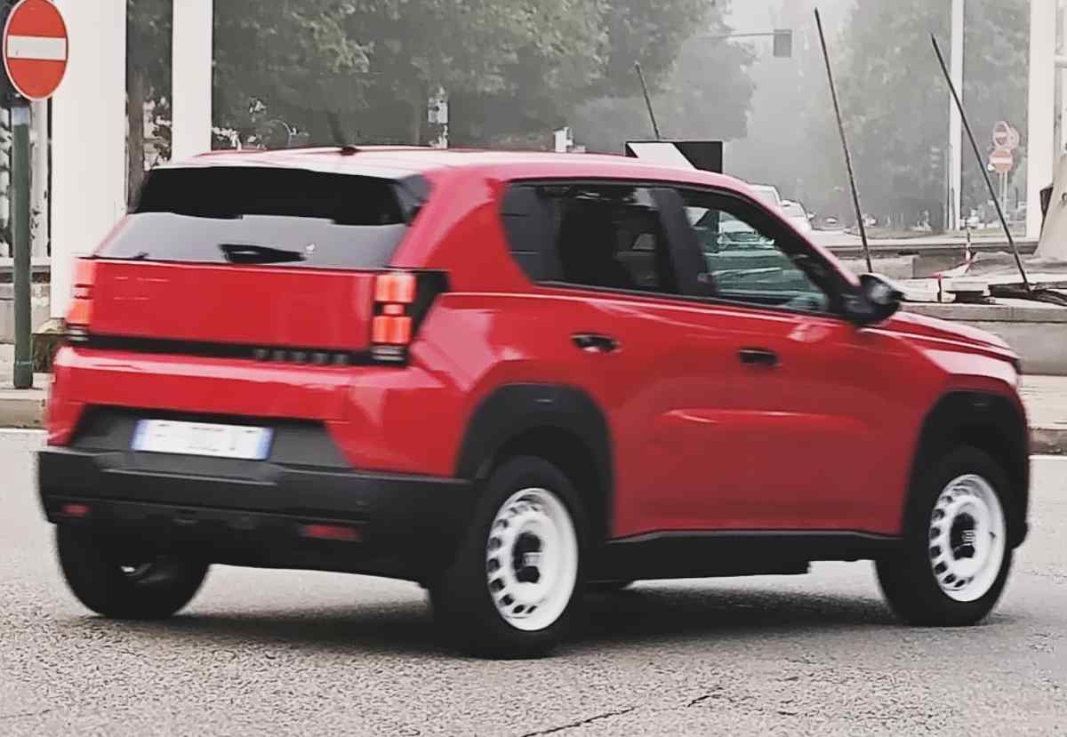 Una imagen que pronto será cotidiana: el nuevo urbano Fiat ya está en ...
