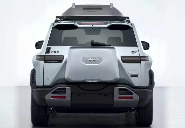 BYD tiene listo a su todoterreno más interesante, el Titanium 3: primeras fotos y datos