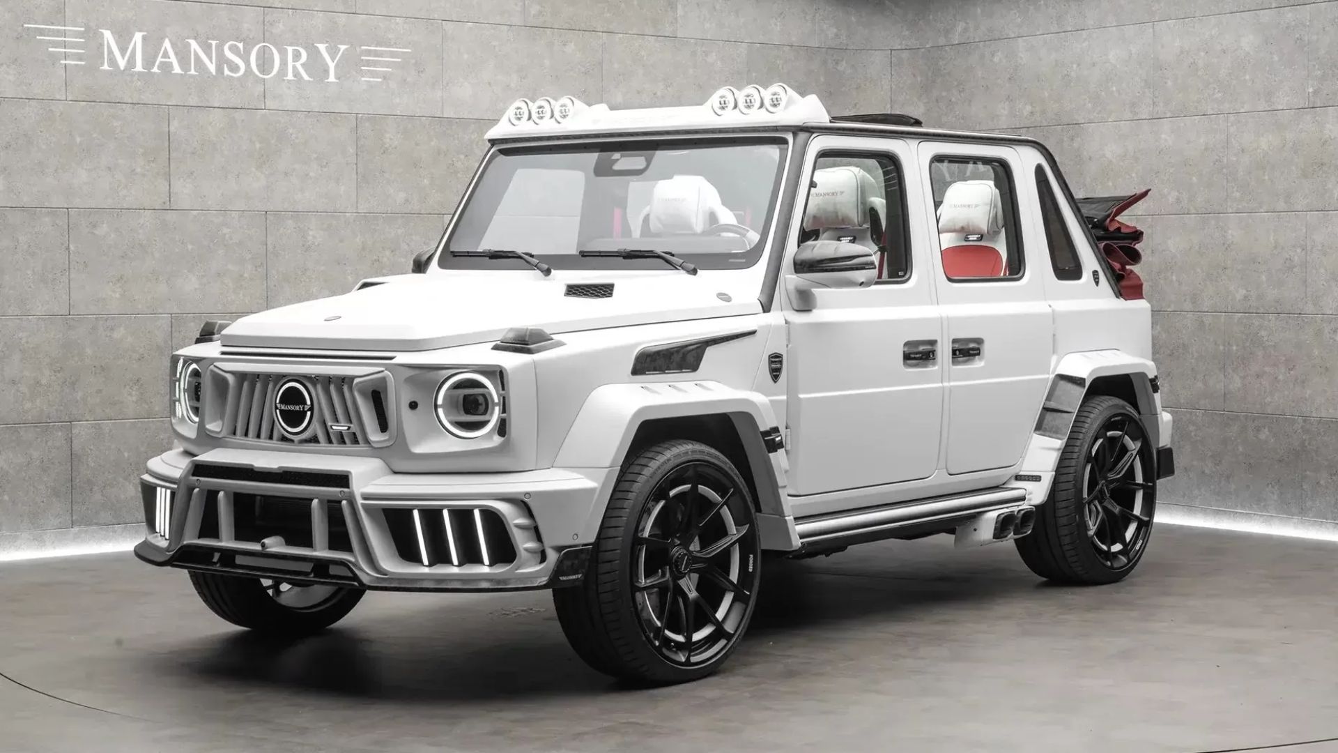 Este Mercedes Clase G de Mansory parece el auto del nuevo Papa, pero es ...