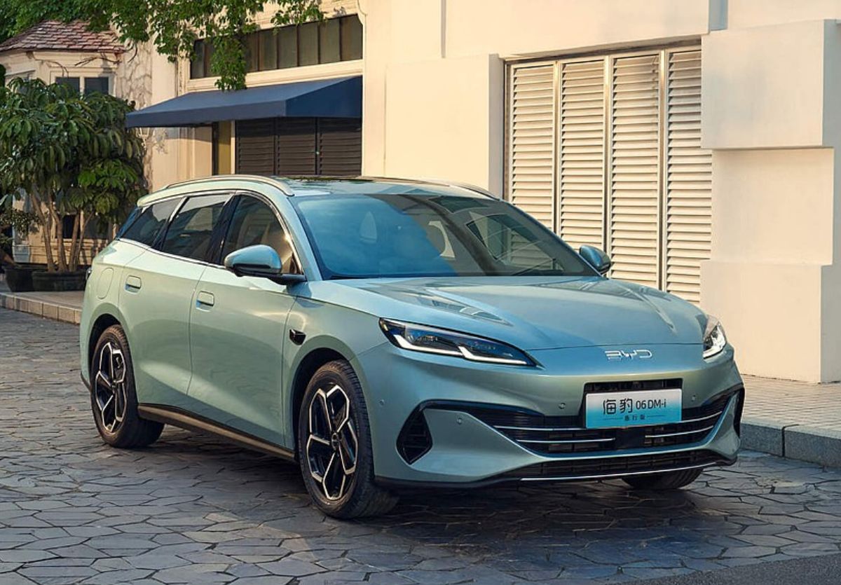 BYD lanzó su primera Station Wagon híbrida enchufable, una moda que vuelve