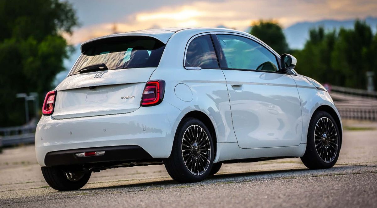 Fiat 500 Ibrida 2026, así será la nueva versión mild hybrid del city ...